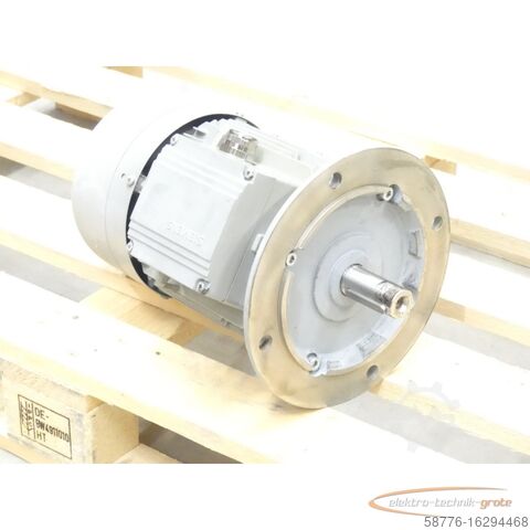 Siemens Motor
Siemens 1LA9106-4KA11 Motor SN UD1009/1299362-001-2