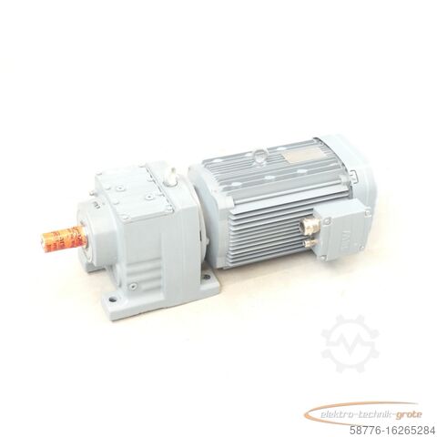 SEW Eurodrive Motor
SEW Eurodrive R77 / R DRE132MC4 / TF SN:01.1377962301.0001.10 - ! -