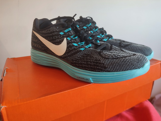 Nike ženske patike 40.5 26 cm