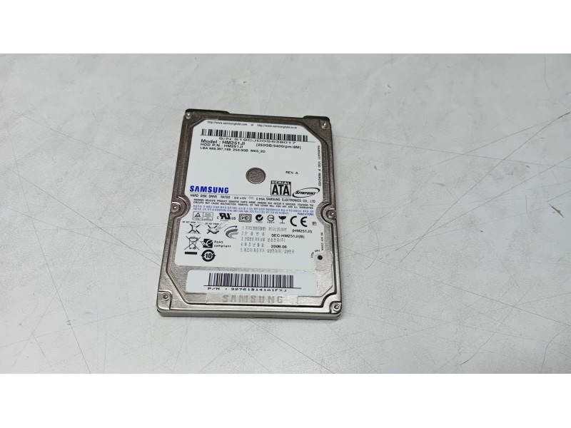 hard disk 2,5 sata ispravan 250gb samsung