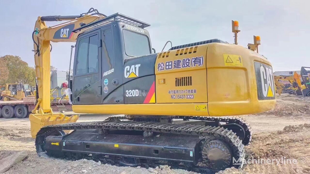 Caterpillar 320D2L bager guseničar