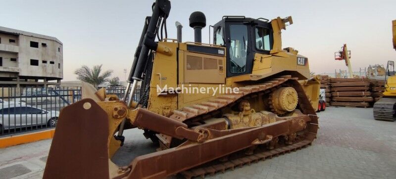 Caterpillar D8R buldožer