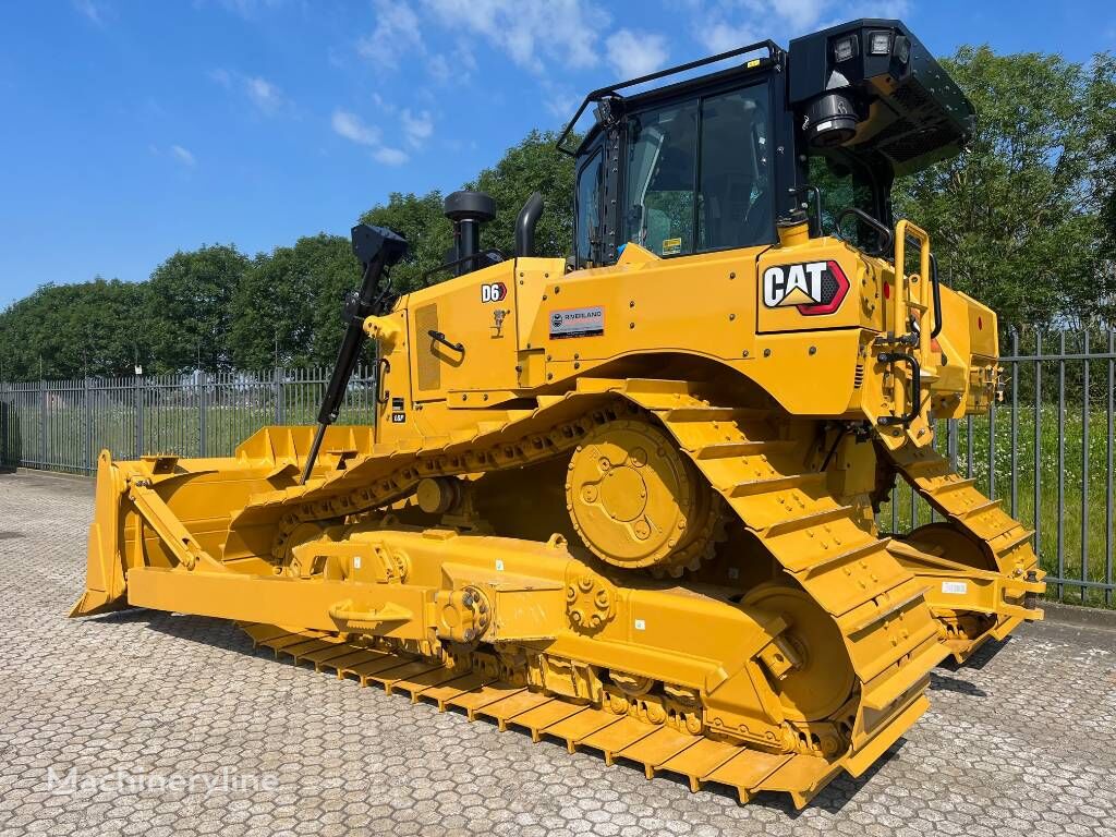 CAT D6 with only 126 hour year 2024 factory EPA and CE buldožer