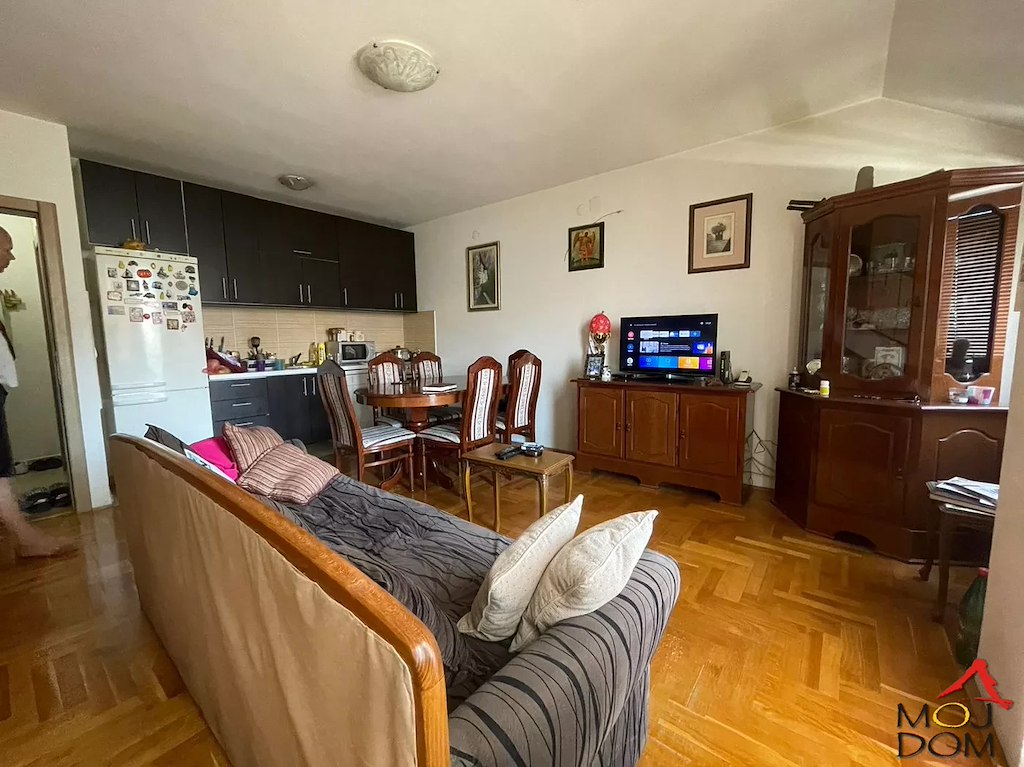 Stan,NOVI SAD,NOVA DETELINARA,kv: 78, € 144600, ID: 1024943