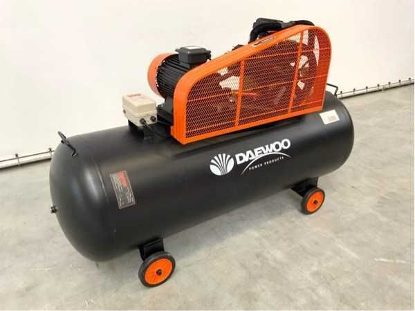 Prodaje se Daewoo DAAX500L prenosivi kompresor na aukciji