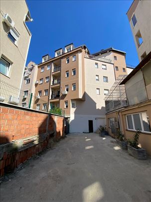 Lux stan u Veljka Vlahovića,1/V,39m2, 1.5,uknjižen