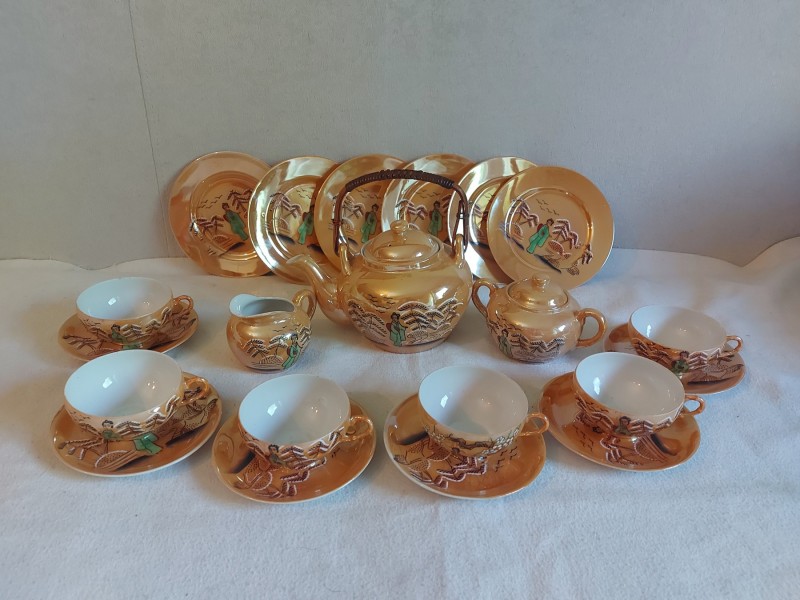 • Japanska porcelan set za caj