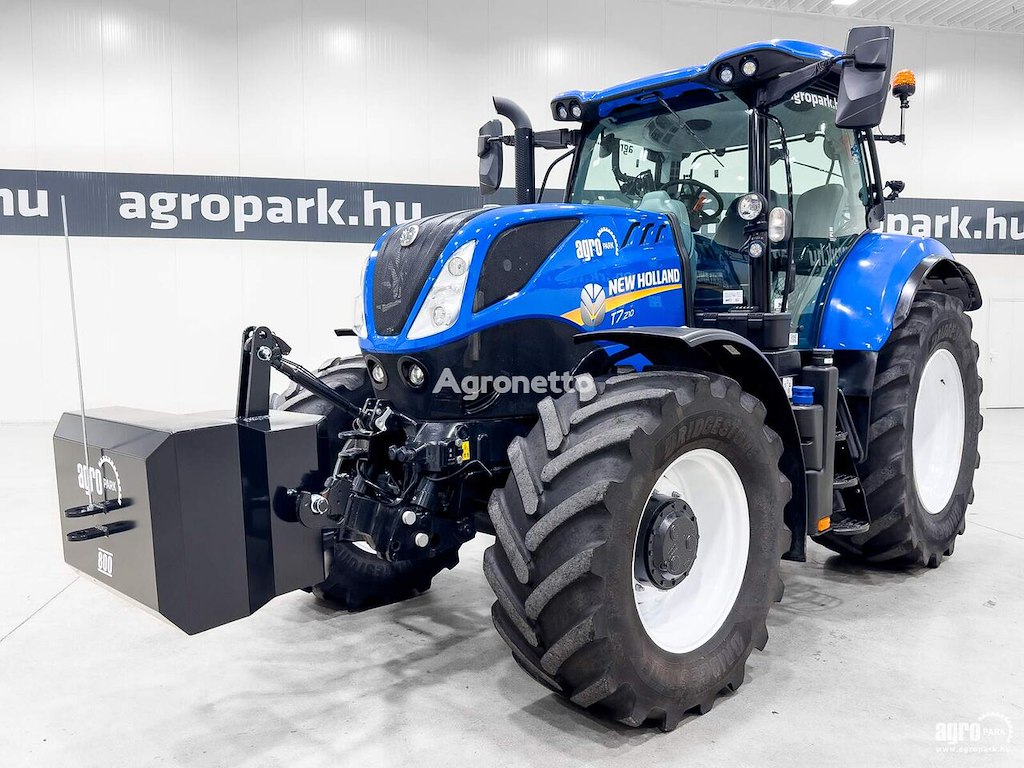 New Holland T7.210 traktor točkaš