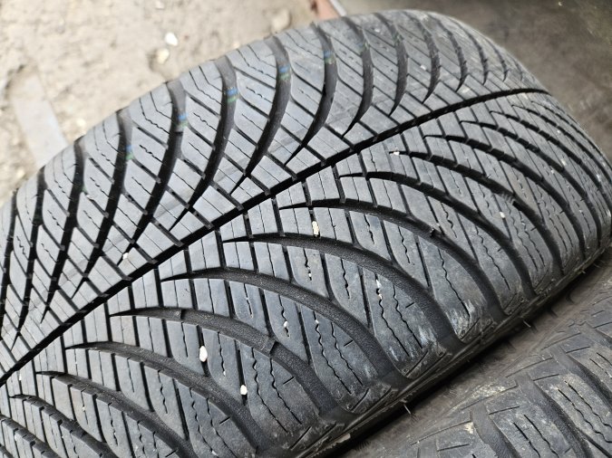 205/55 R16 Goodyear