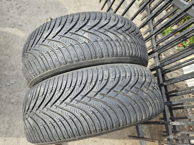 215/60 R16 Kleber