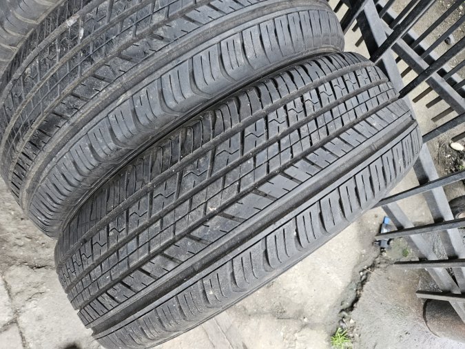 225/60 R18 Dunlop
