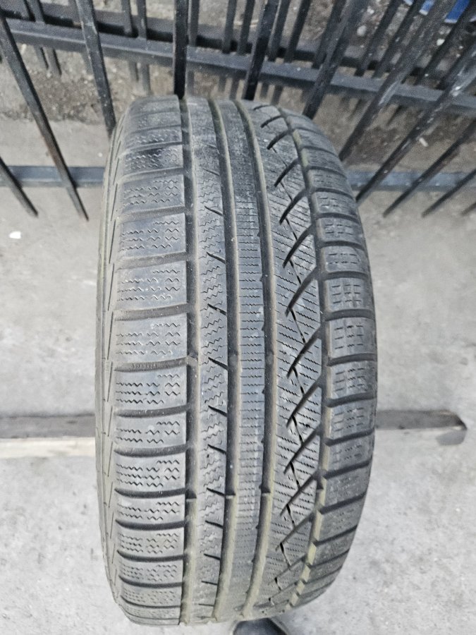 225/55 R16 CONTINENTAL