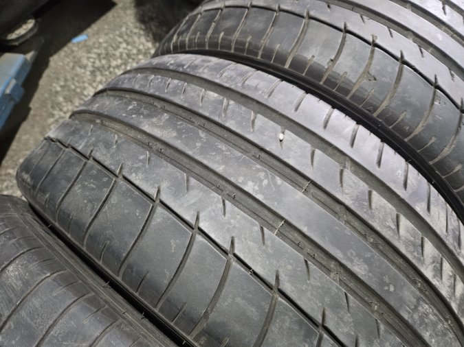 245/40 R18 Constancy