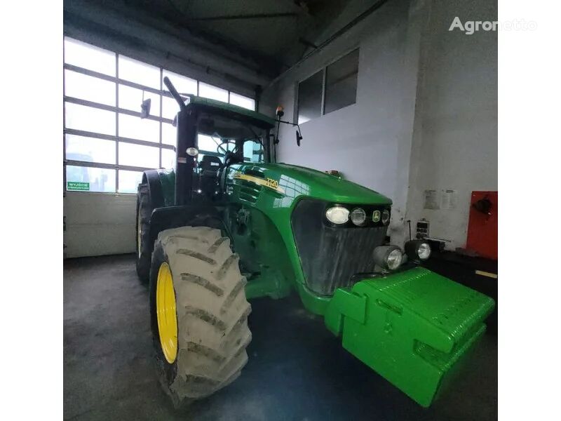 John Deere 7820 traktor točkaš