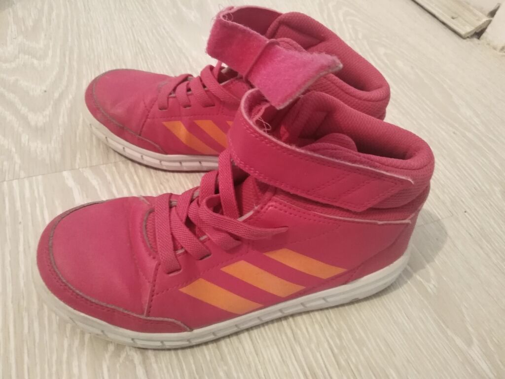 Adidas, Anatomske