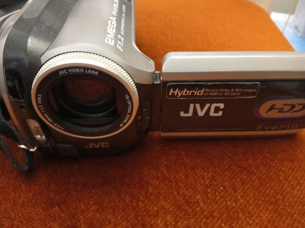 JVC kamera 40 gb hdd+ micro sd2 akumlator i stativ
