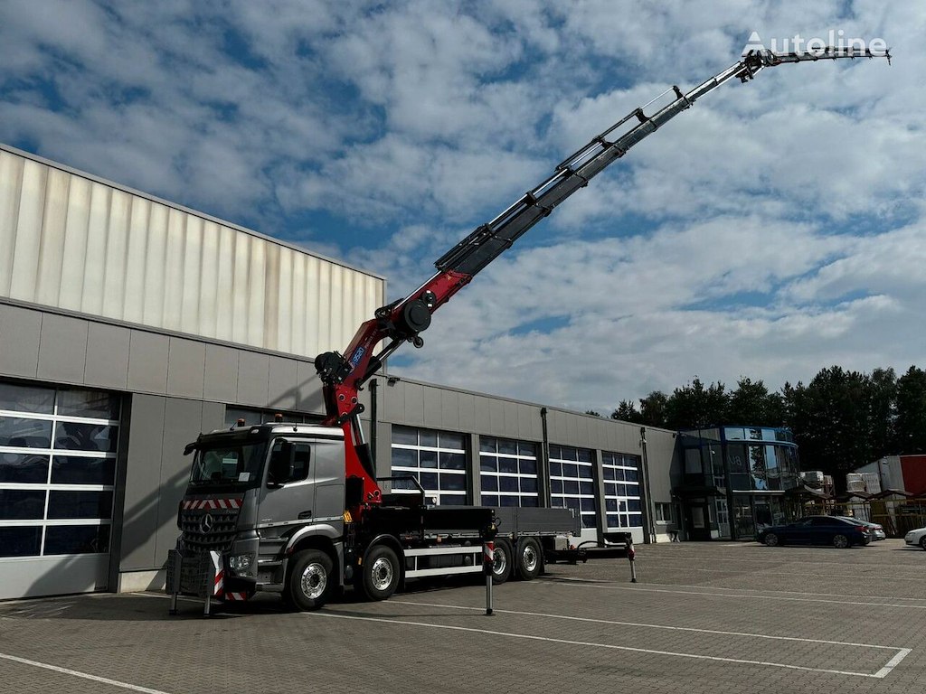 Novi Mercedes-Benz Arocs 3251 Containerpritsche HMF 9520 JIB Seilwi kamion s ravnom platformom