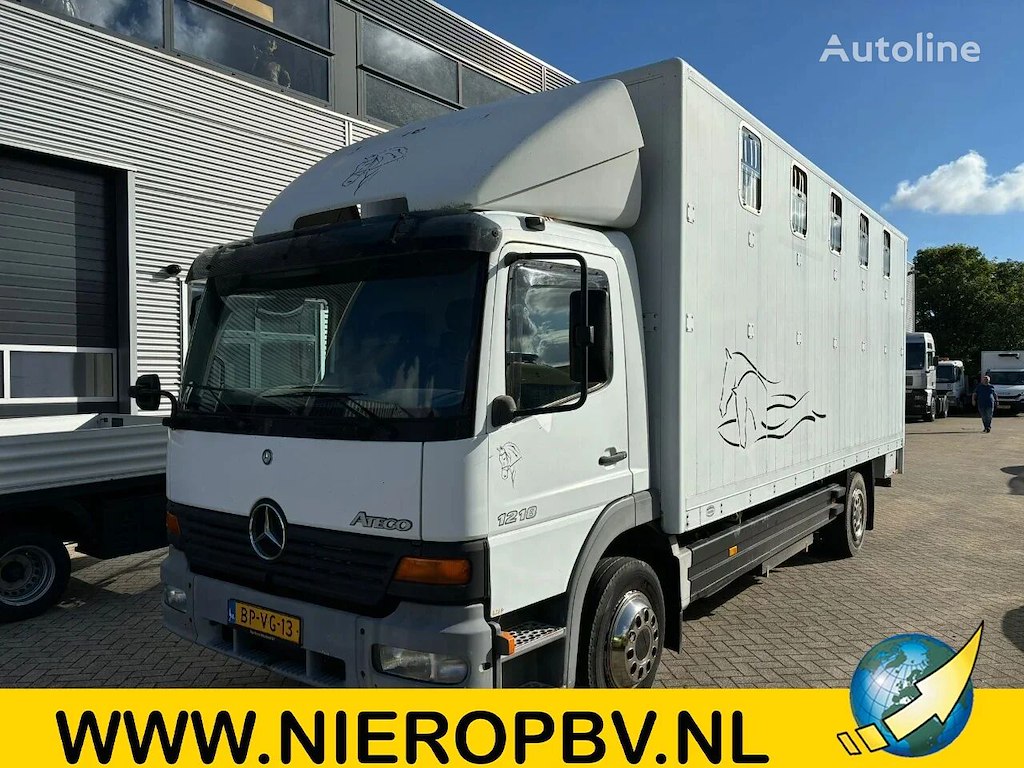 Mercedes-Benz Atego 1218 automaat paardenvervoer kamion za prevoz konja
