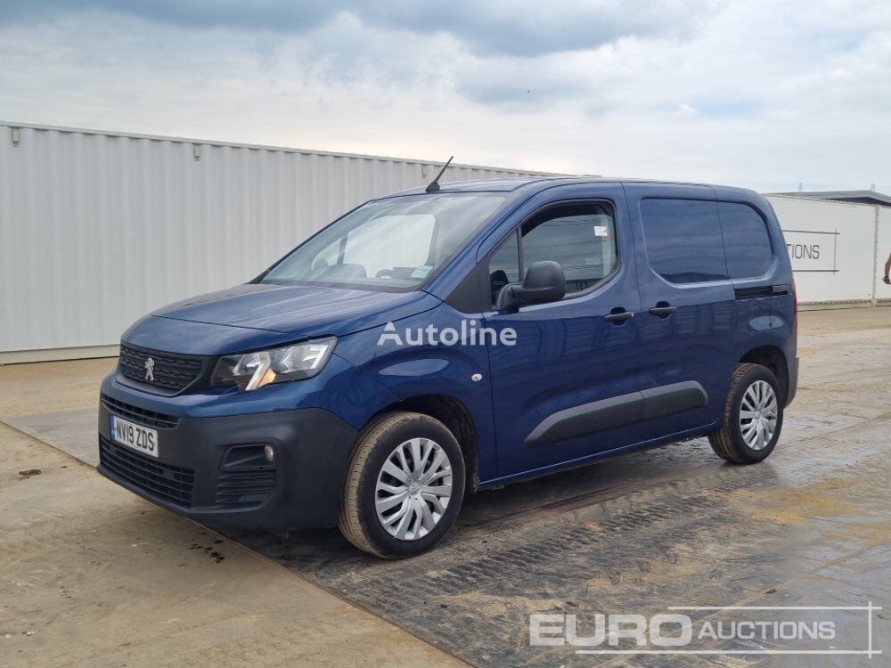 Prodaje se Peugeot Partner laki furgon na aukciji