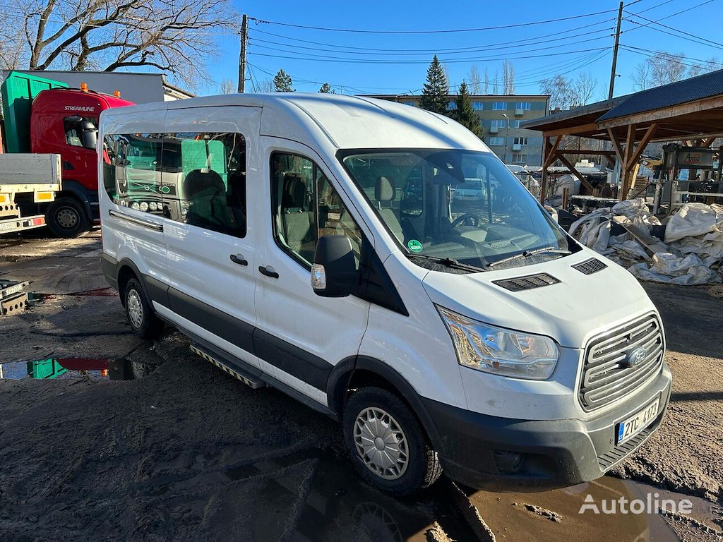 Ford Transit putnički minibus