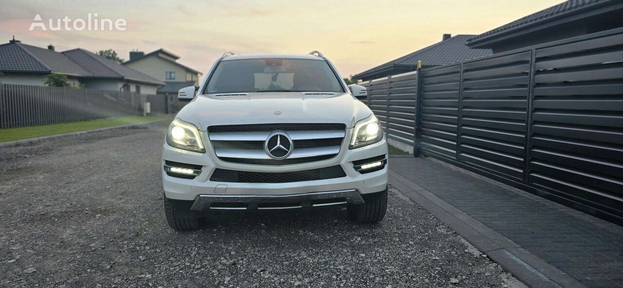 Mercedes-Benz GL 350 terenac