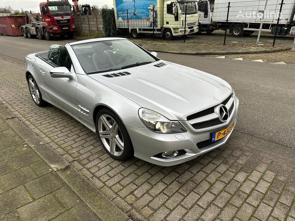 Mercedes-Benz SL350 kabriolet