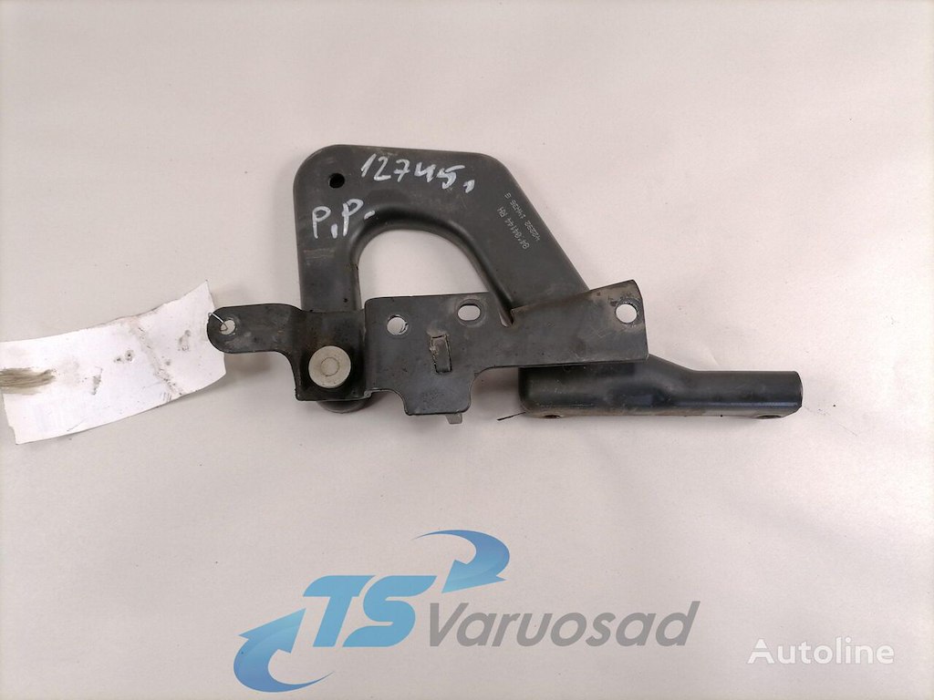 Lower grille carrier hinge Volvo lower grille carrier hinge 84104144 za Volvo FH 4 tegljača