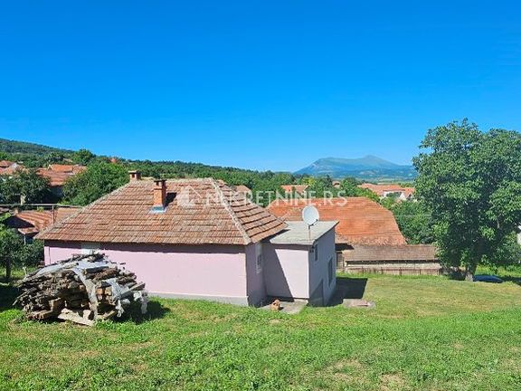 NA PRODAJU KUCA SA PLACEM U SELU VRBOVAC KOD SOKOBANJE