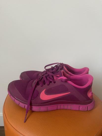 Nike Free Run patike 4.0 - br. 39