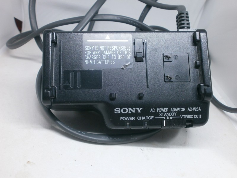 Sony AC-V25A AC Power Adaptor