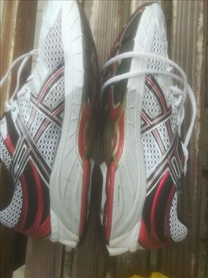 Original Oasics asics patike broj 50.5 ocuvane