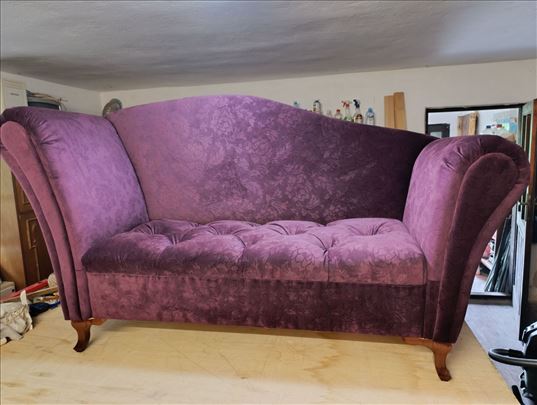 AKCIJA - Tabure Chester Lux-Sofa (185 x 95 x 55cm)