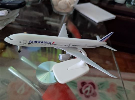 Model aviona Air France metalni