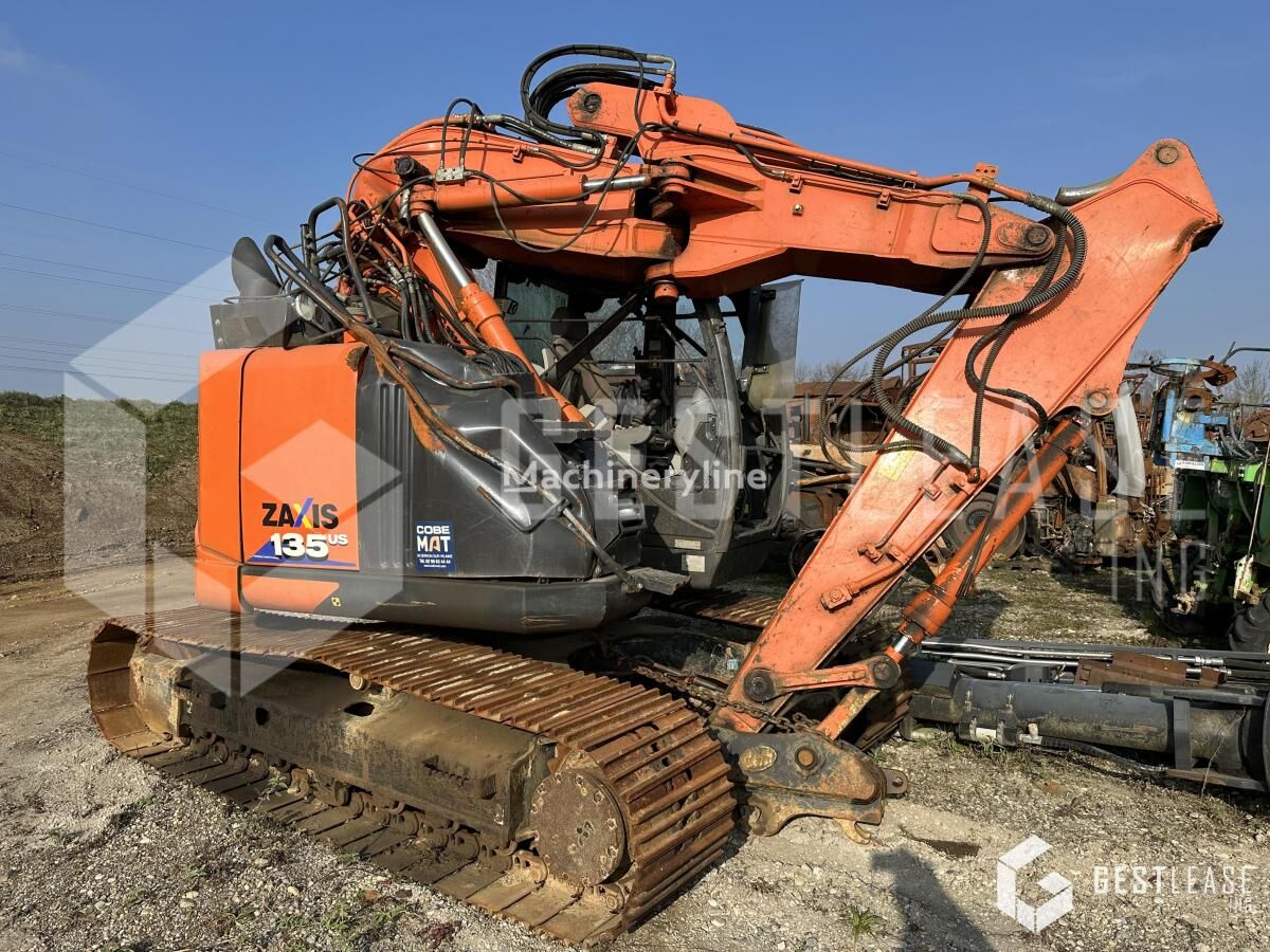 Hitachi ZAXIS 135 US bager guseničar nakon udesa