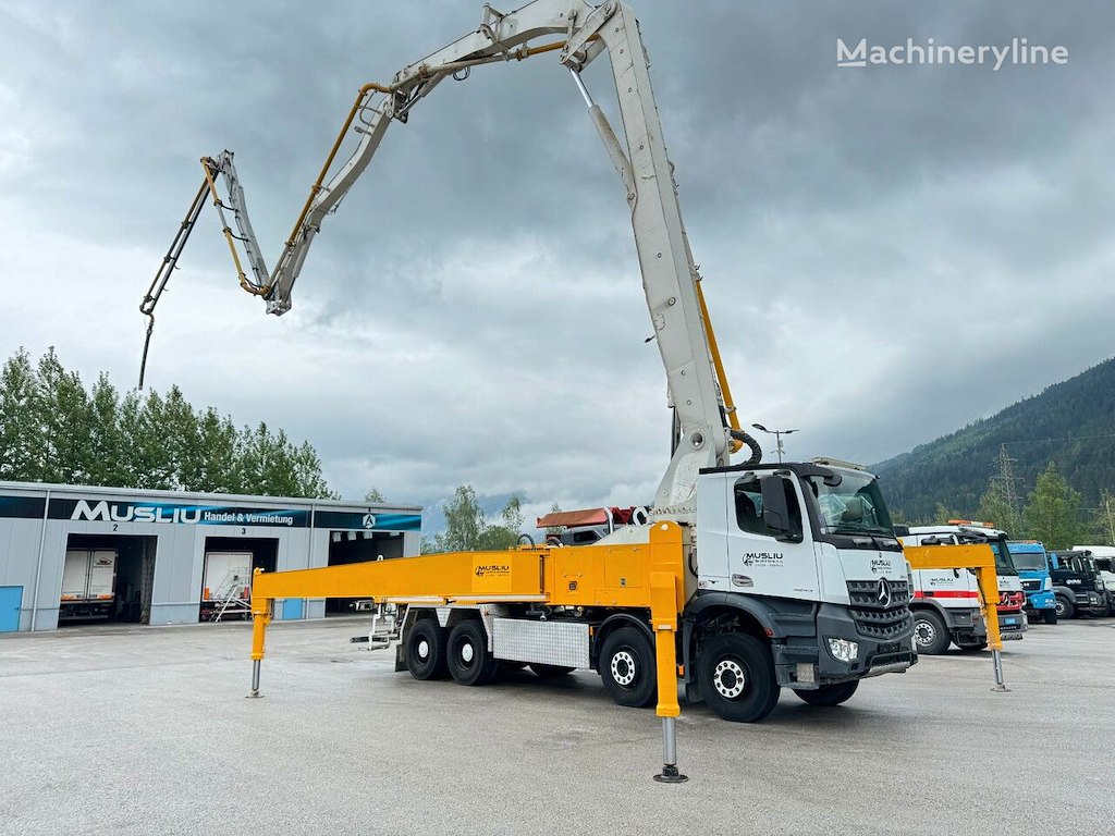 Cifa K45H-RZ Carbotech 2200h na šasiji Mercedes-Benz Arocs 3243 pumpa za beton