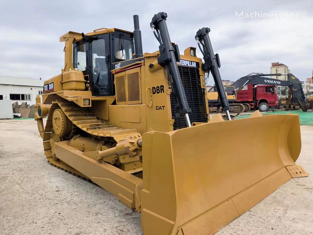 Caterpillar D8R buldožer