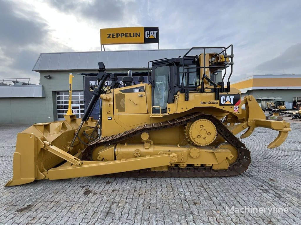 Caterpillar D6T XL buldožer