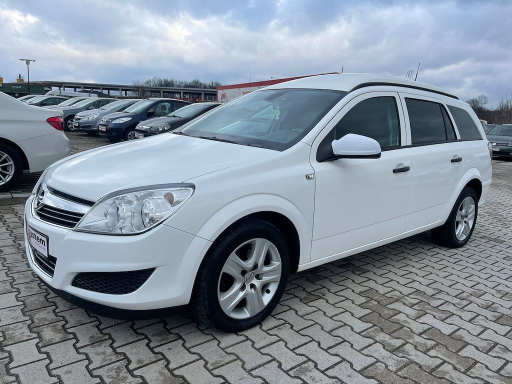 Opel Astra 1.3 CDTI 2010