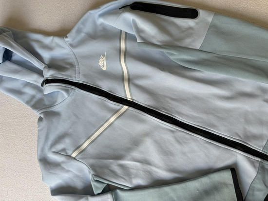 Nike tech fleece