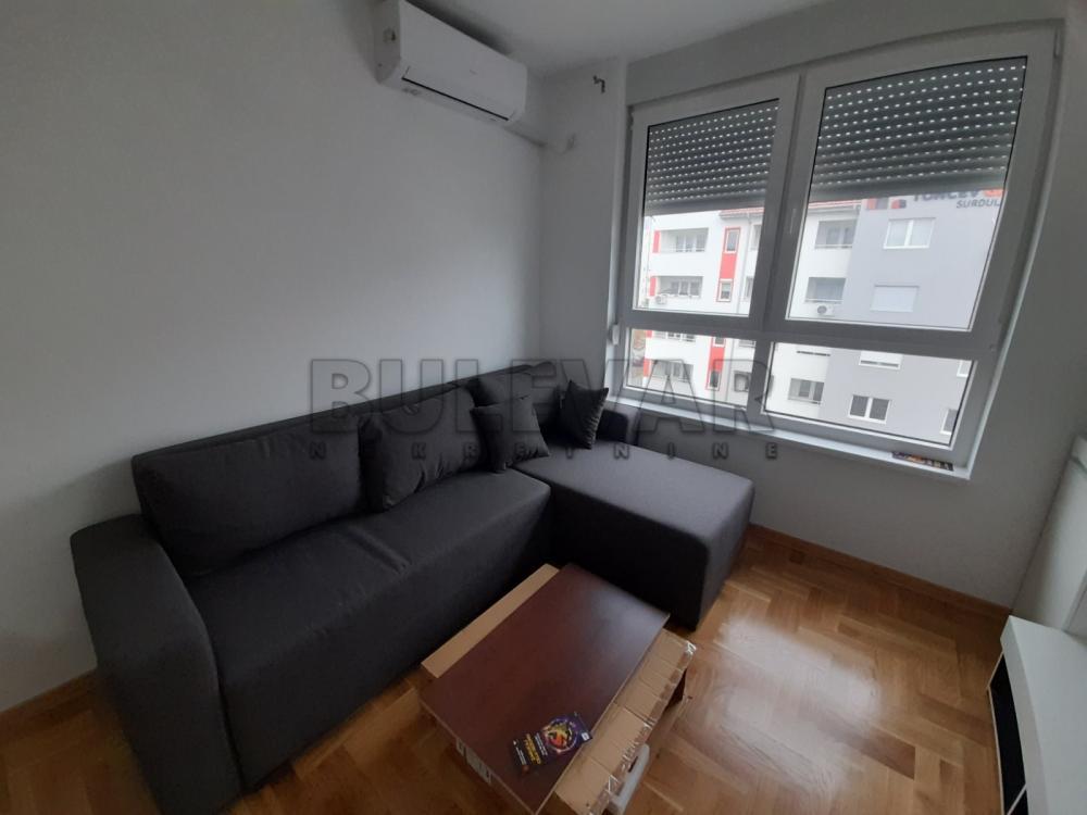 Bulevar Svetog Pantelejmona, Dvoiposoban stan za izdavanje, 51m2, 400€