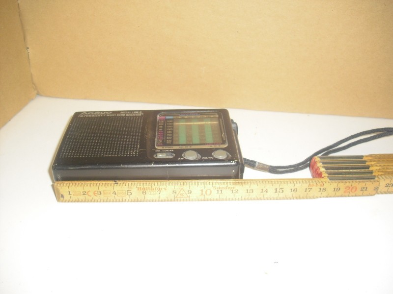 Portabl radio sa puno opsega