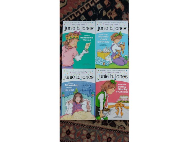 JUNIE B.JONES, KOMPLET OD 4 KNJIGE (5,6,7 &; 8)