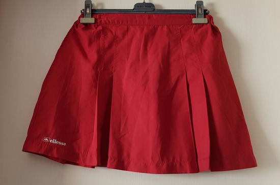 Ellesse crvena mini suknja