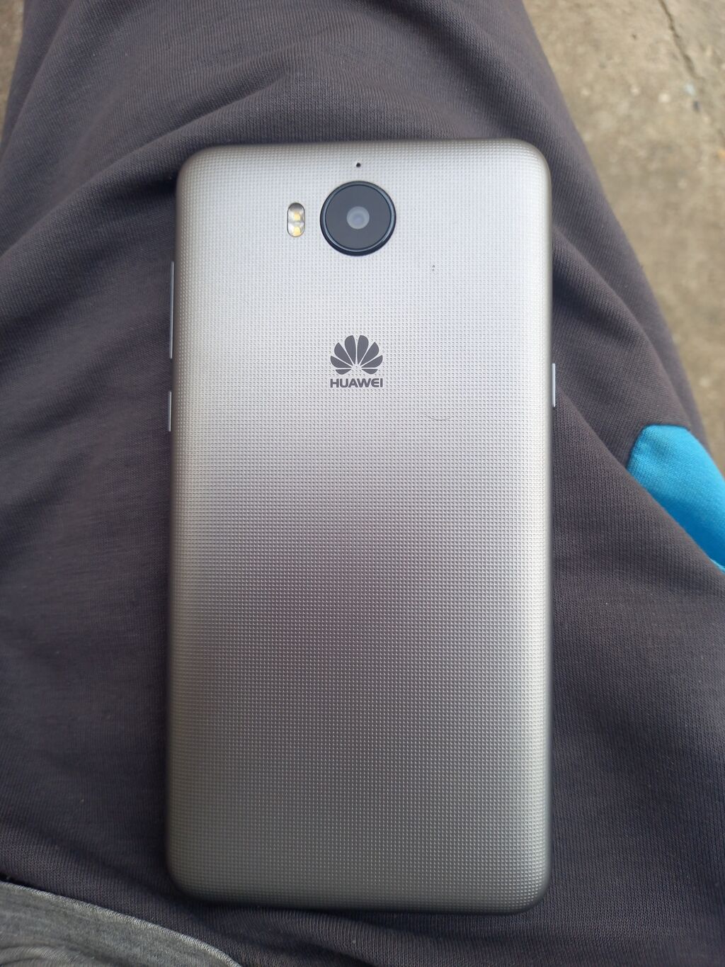 Huawei 3G, 32 GB, bоја - Srebrna