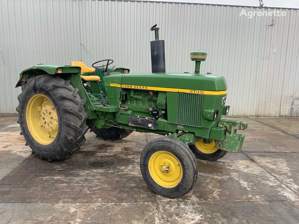 Prodaje se John Deere 3135 traktor točkaš na aukciji