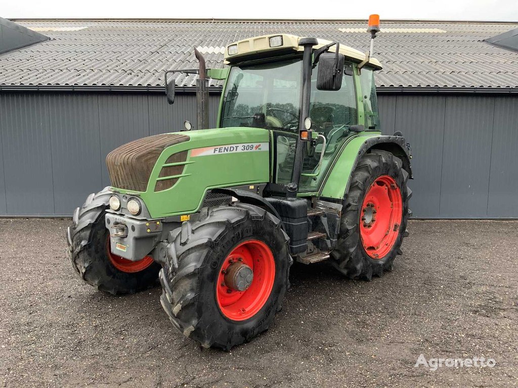 Prodaje se Fendt 309 Vario TMS traktor točkaš na aukciji