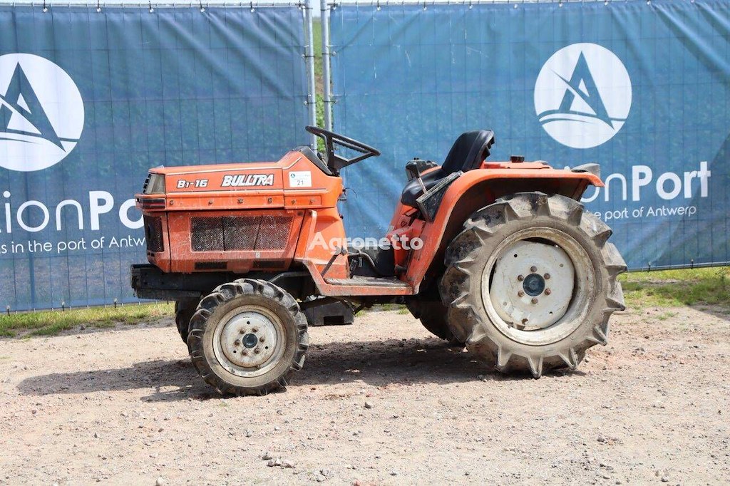 Prodaje se Kubota B1-16D traktor točkaš na aukciji