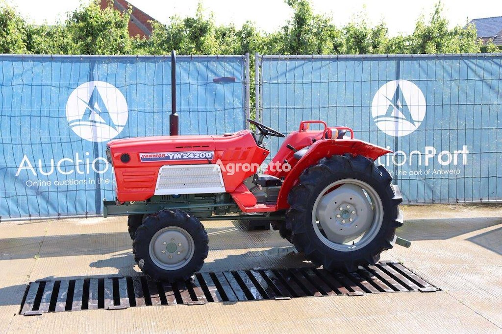 Prodaje se Yanmar YM2420D traktor točkaš na aukciji