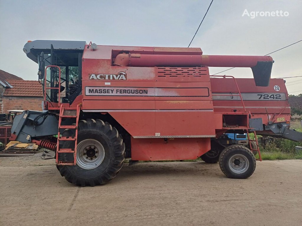 Massey Ferguson 7242 kombajn za žito