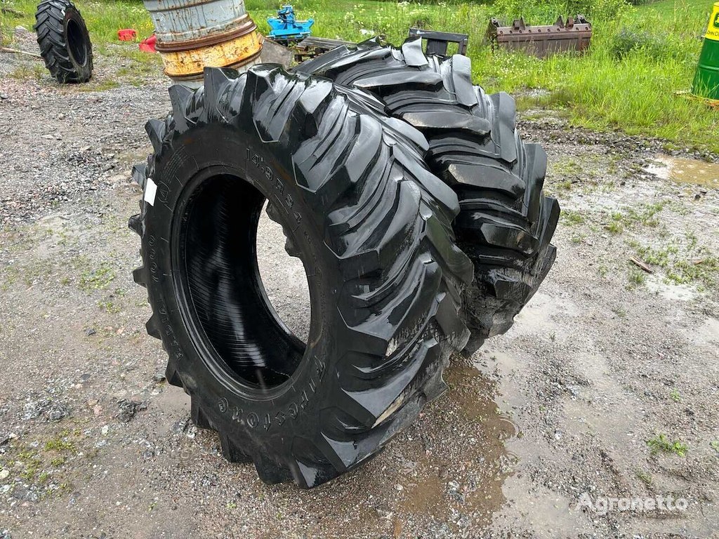 Prodaje se Firestone 14.90-24 gumu za traktore na aukciji